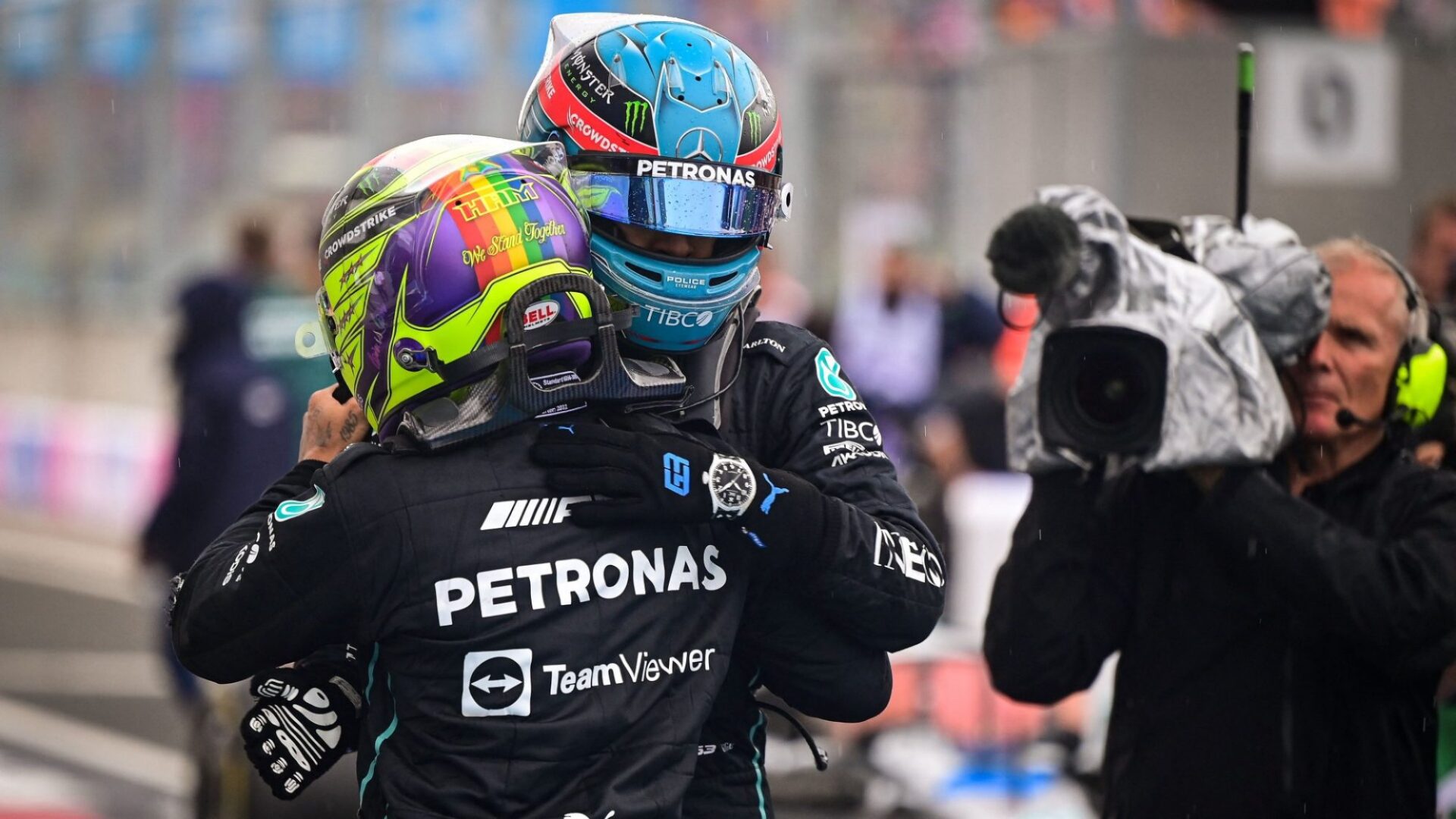 Hamilton estará muchos años más en F1, asegura Russell - MotorTime