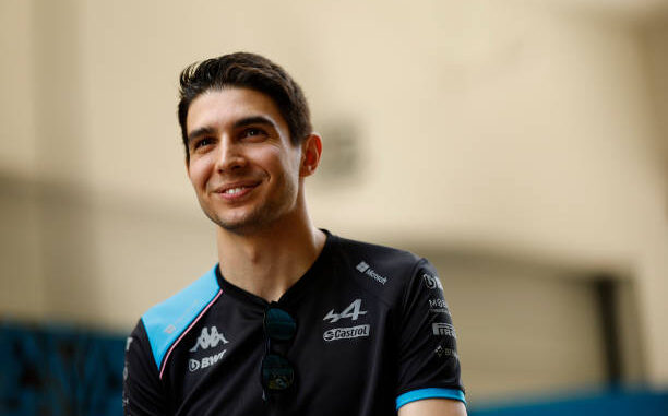 Esteban Ocon pilotará el coche de Haas en los test post temporada en ...